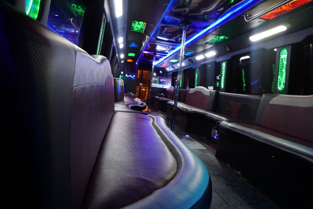 Mega Lounge | Party Bus Lounge