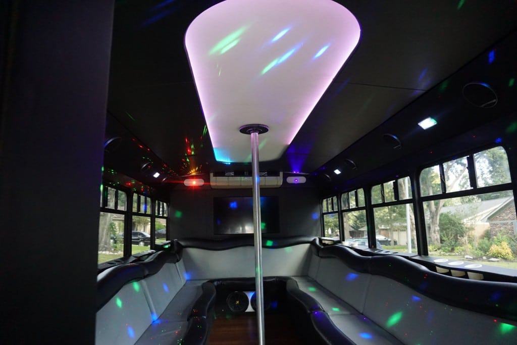 Lounge S | Party Bus Lounge