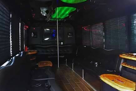 Lounge XL | Party Bus Lounge